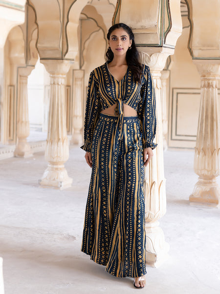 R Exclusive – Ragavi